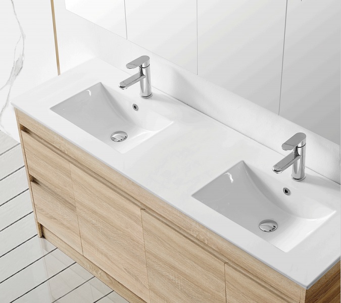 Legna 1500 Oak Shaving Cabinet