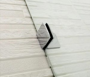 Frameless Bath Panel Fixed Curved Corner 750mm | Bathrooms on a Budget